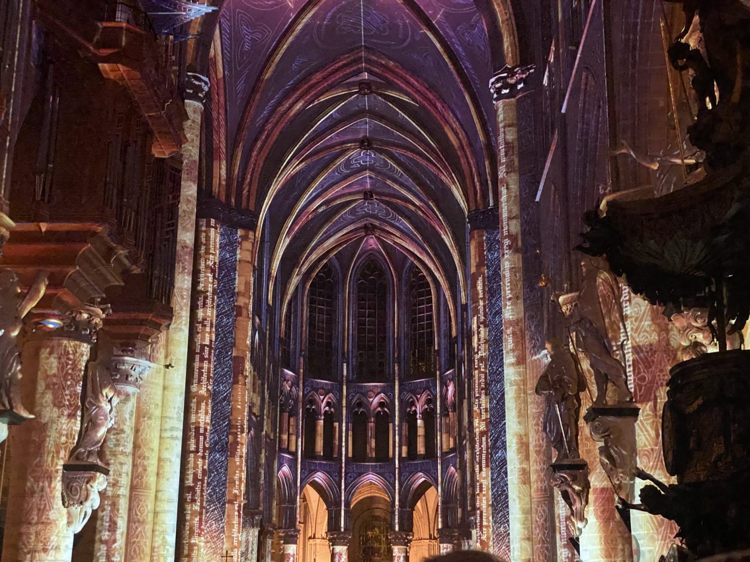 The most impressive light show we've ever seen in Brussels ...